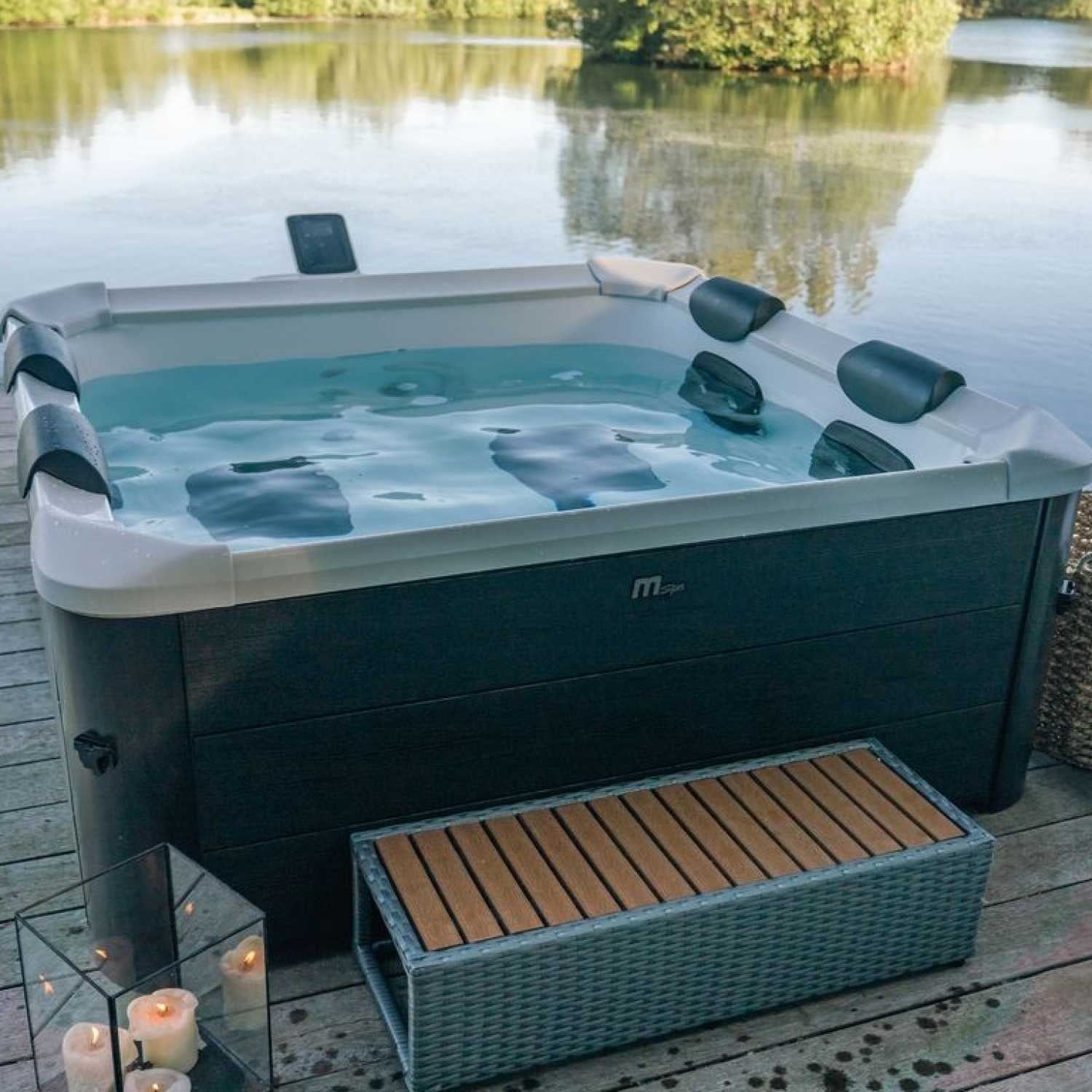 MSpa Hot Tubs | Hot Tub Shop